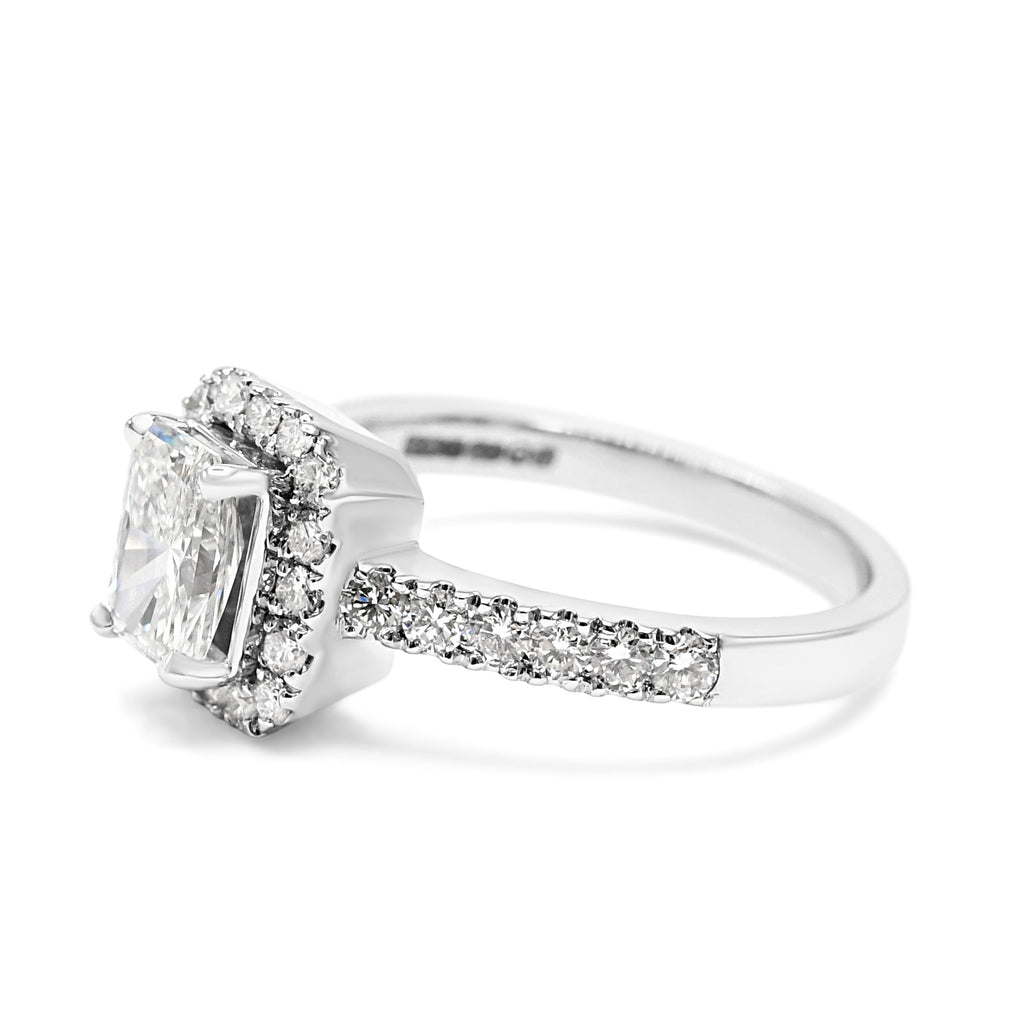 Pre-Owned Certificated Modified Brilliant Engagement Halo Ring I S&R